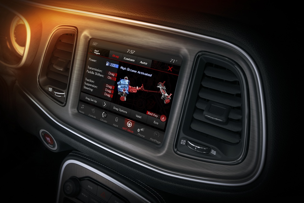 Dodge Challenger III (facelift 2014) SRT Hellcat Redeye 6.2 HEMI V8 ...